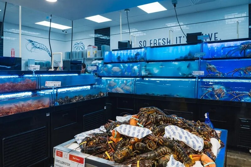 Can I buy live fish in the supermarket? | HiNative