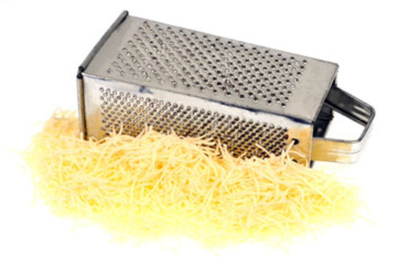 ¿Cuál es la diferencia entre "râper" y "gratter" ? "râper" vs "gratter ...