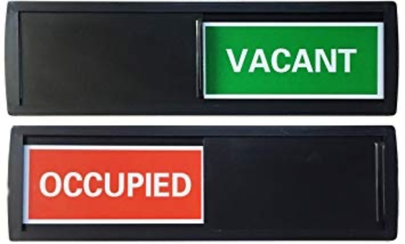 🆚What is the difference between "occupy " and "live" ? "occupy " vs ...