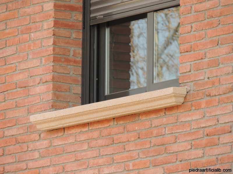 What is the meaning of "Por favor, ¿que significa "la repisa de la ...