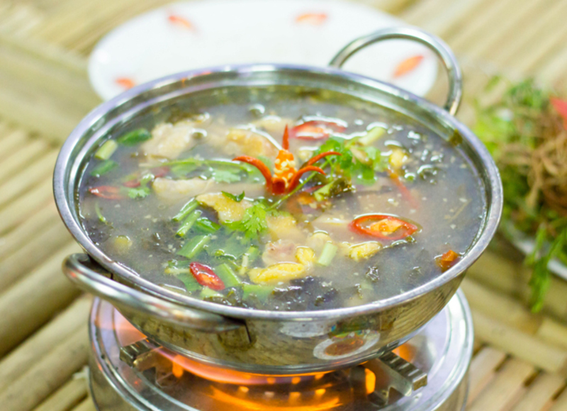 Today I show you how to make chicken hotpot with river_ leaf creeper ...