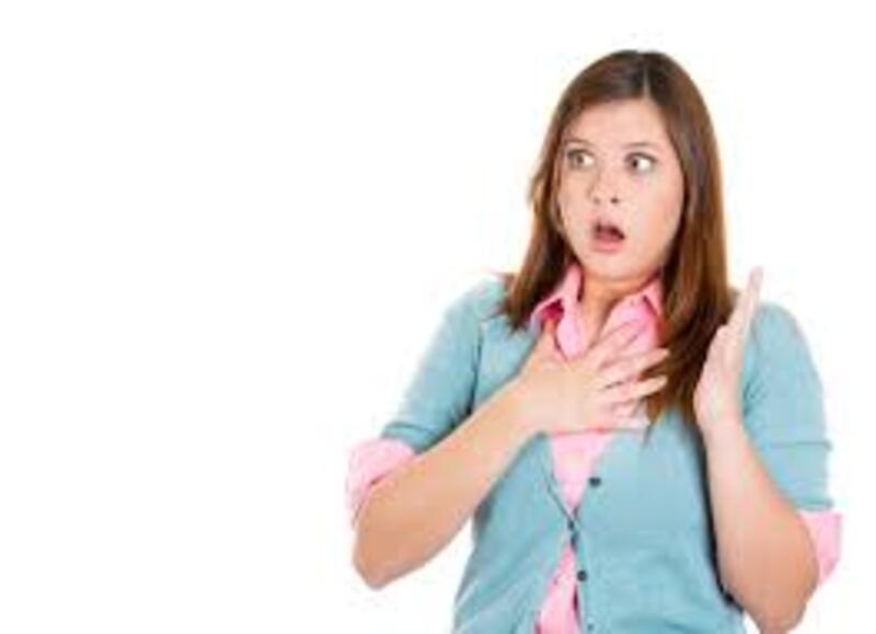 How do you say "Dar un salto del susto / brincar del susto" in English ...